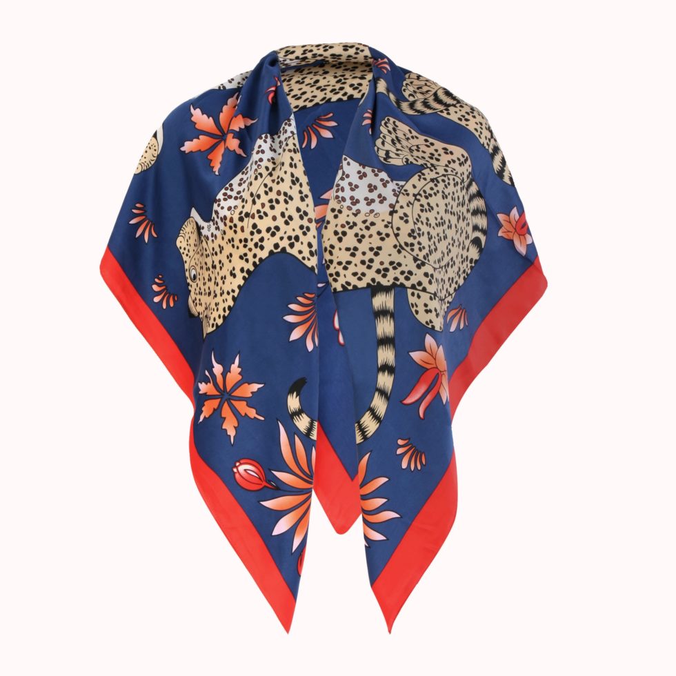 SILKY LEOPARD SCARF
